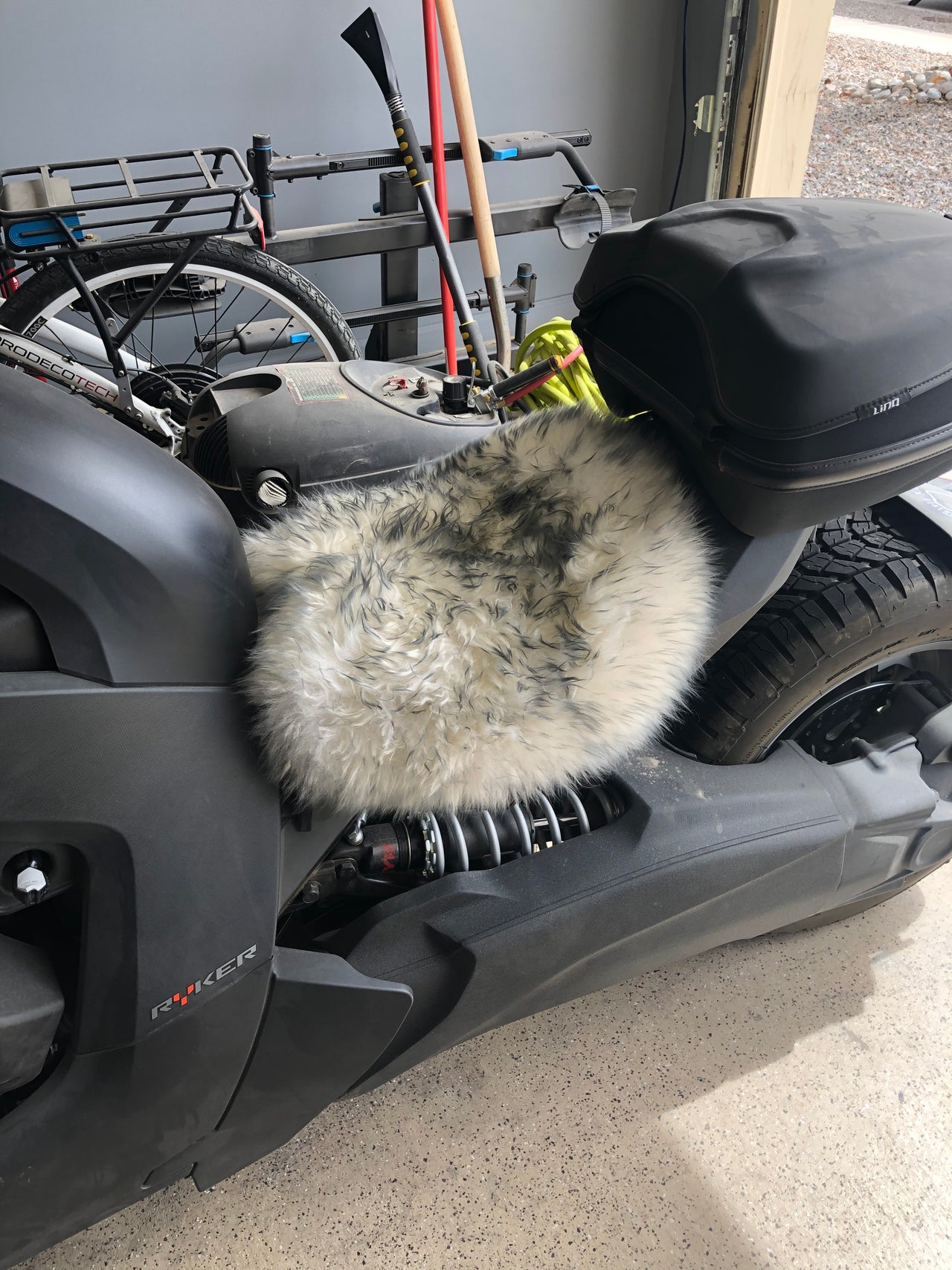 Pillion 1 Sheepskin Buttpad - Motorcycle Seat Cover – Alaska Leather